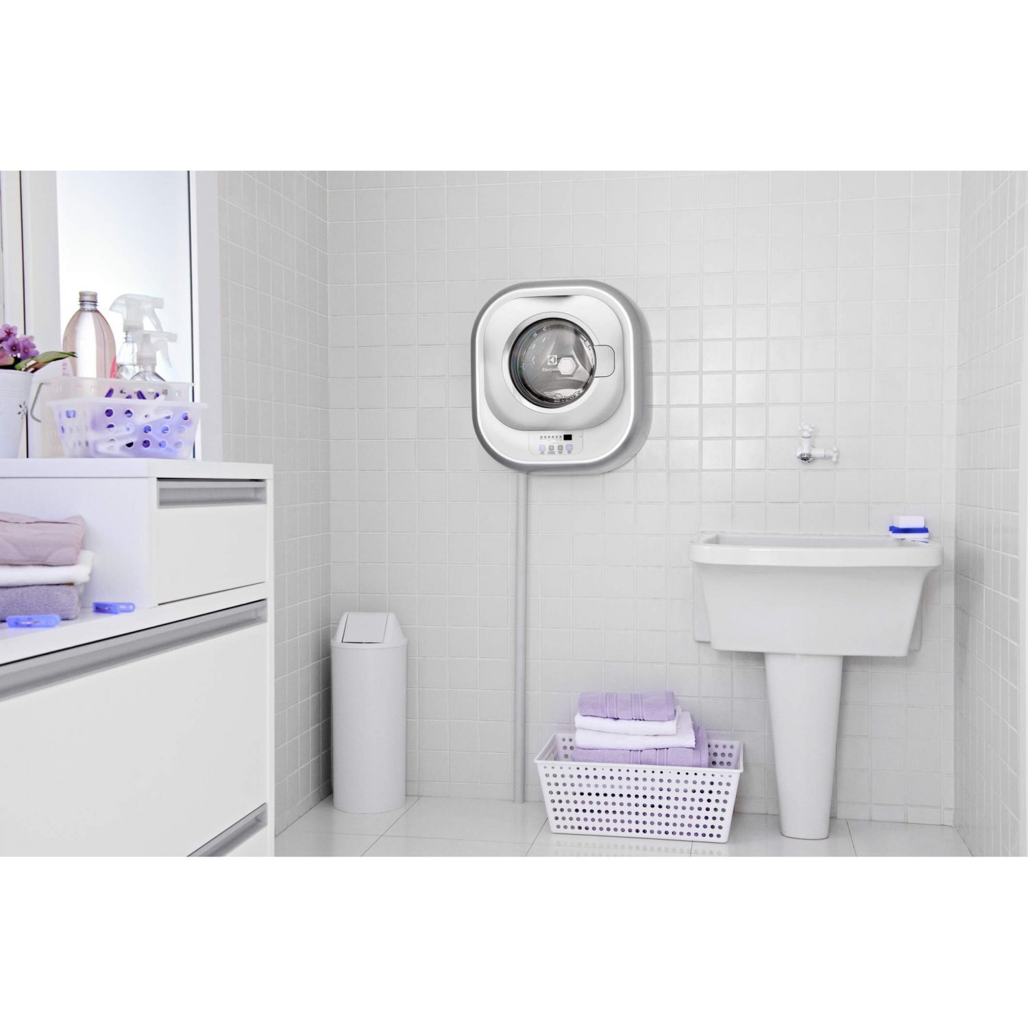 Lavadora de Roupas Electrolux 3Kg Mini Silent LFE03 127V Branco ...