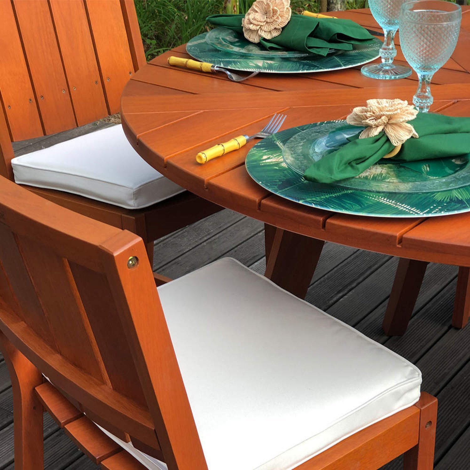 Mesa Redonda para Jardim Madeira Maciça Malta Siena Móveis | MadeiraMadeira Mesa Redonda para Jardim Madeira Maciça Malta Siena Móveis | MadeiraMadeira